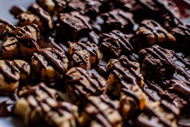 How to Sell Cookies Online In 6 Simple Steps (For Big Profits)