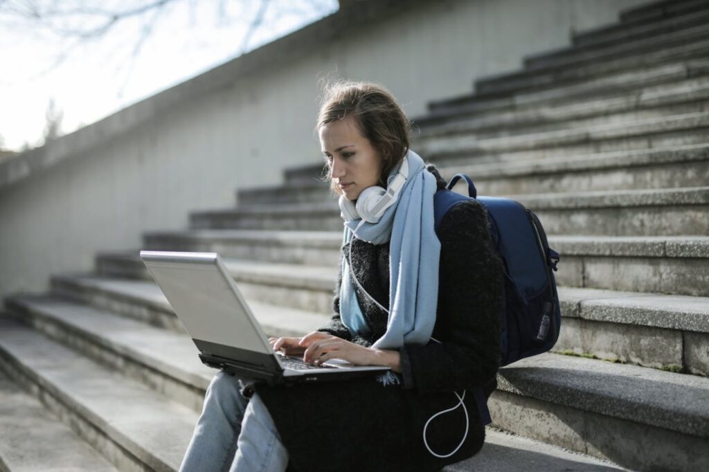 How to Earn Money Abroad: 21 High-Paying Jobs (+Tips)