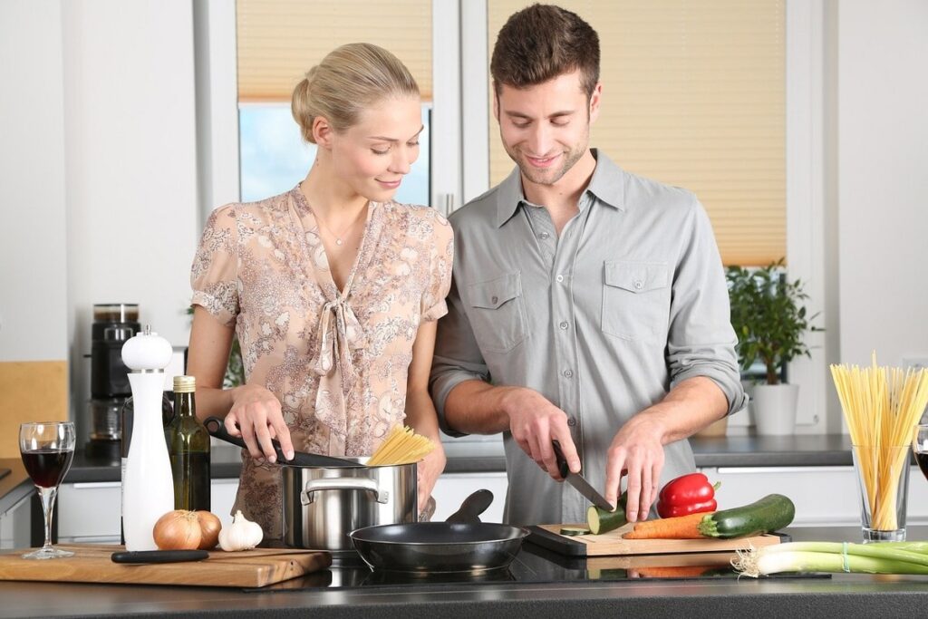 How to Sell Food Online From Home: 7-Step Guide (+Top Sites)