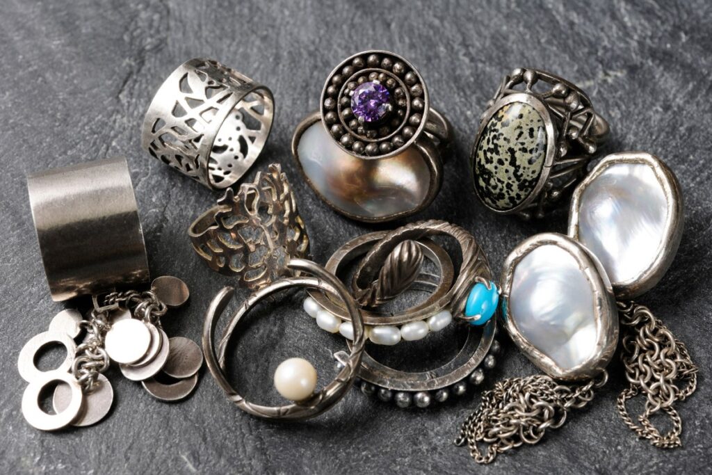 How to Sell Silver Online Quickly & Safely (7 Legit Places)
