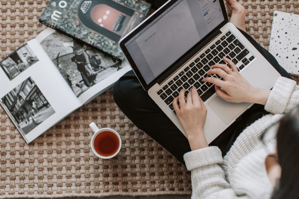 How to Start a Tea Business Online (7-Step Beginner's Guide)