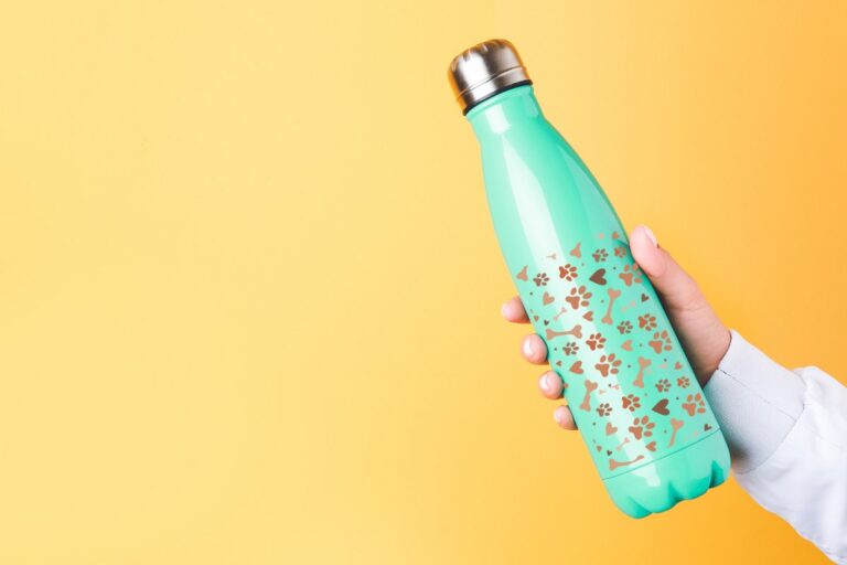 How to Sell Water Bottles w/ Custom Design: Full Guide