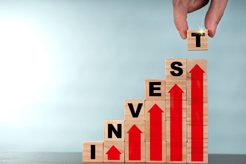 Residual Income: What It Is & Examples (+ 9 Ways to Earn It)