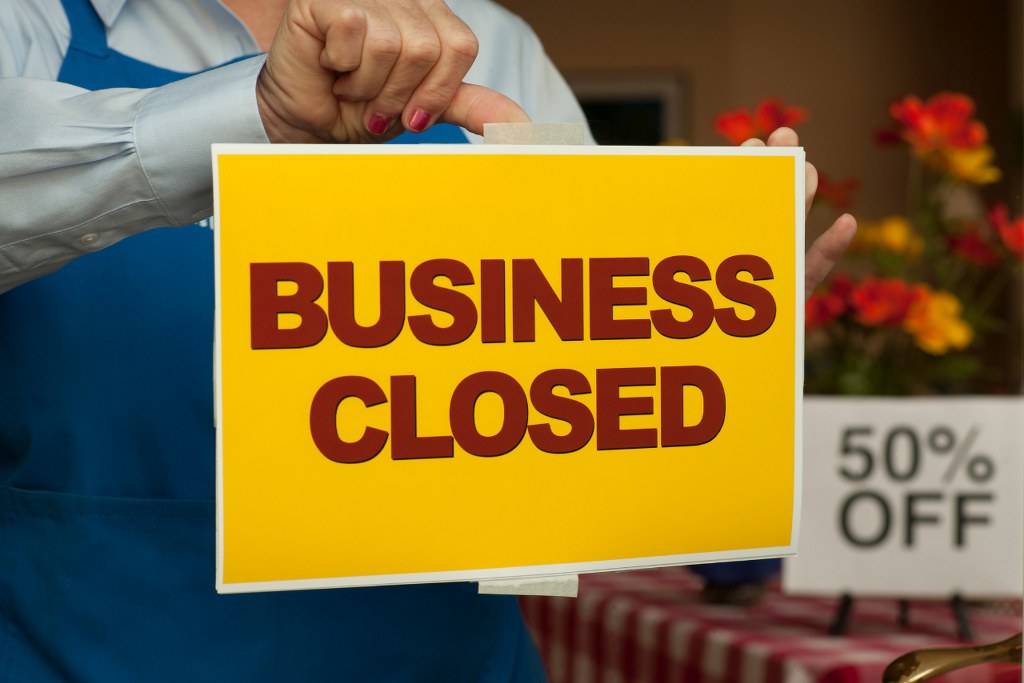 Startup Failure Rate Stats 2025 (+How to Avoid Usual Mistakes)